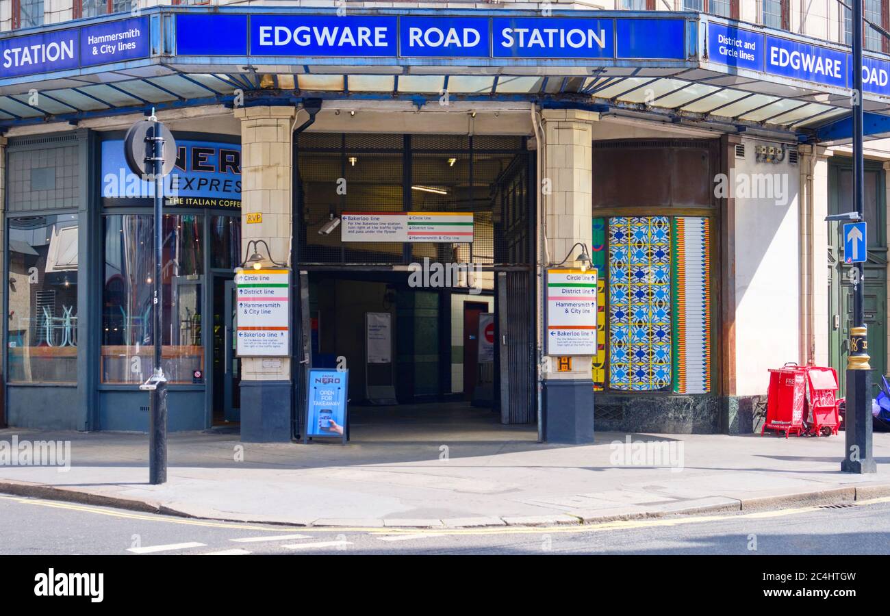 Edgware road sign london uk hi-res stock photography and images - Alamy