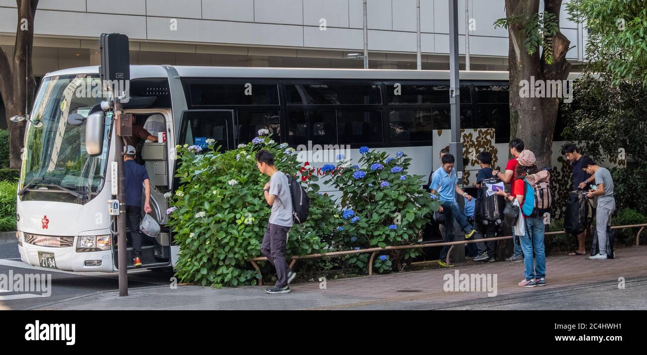 Bus driver japan hi-res stock photography and images - Alamy