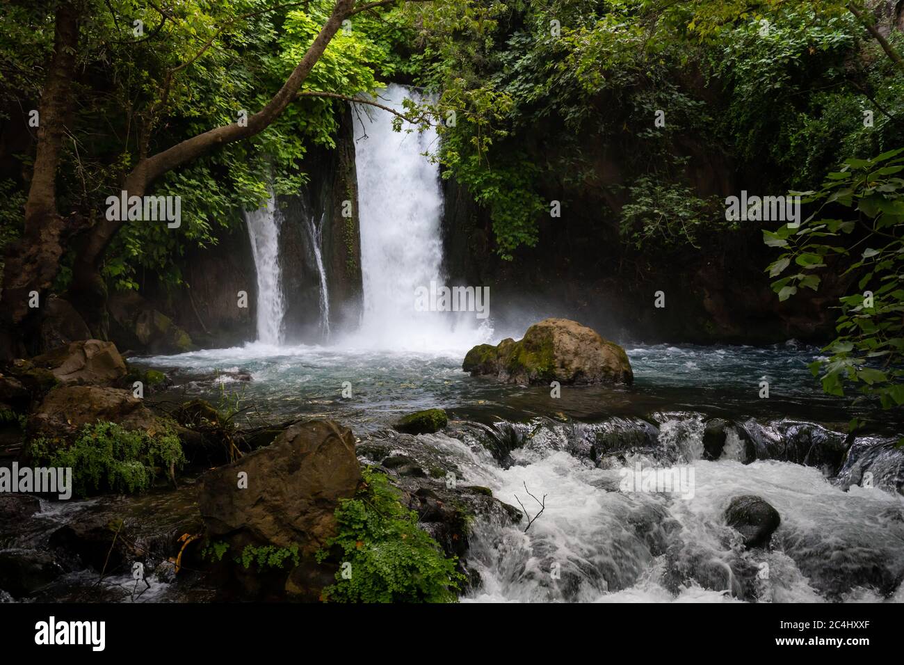 Hermon Stream - Banias Stream- ahal Hermon also known as Nahal Banias ...