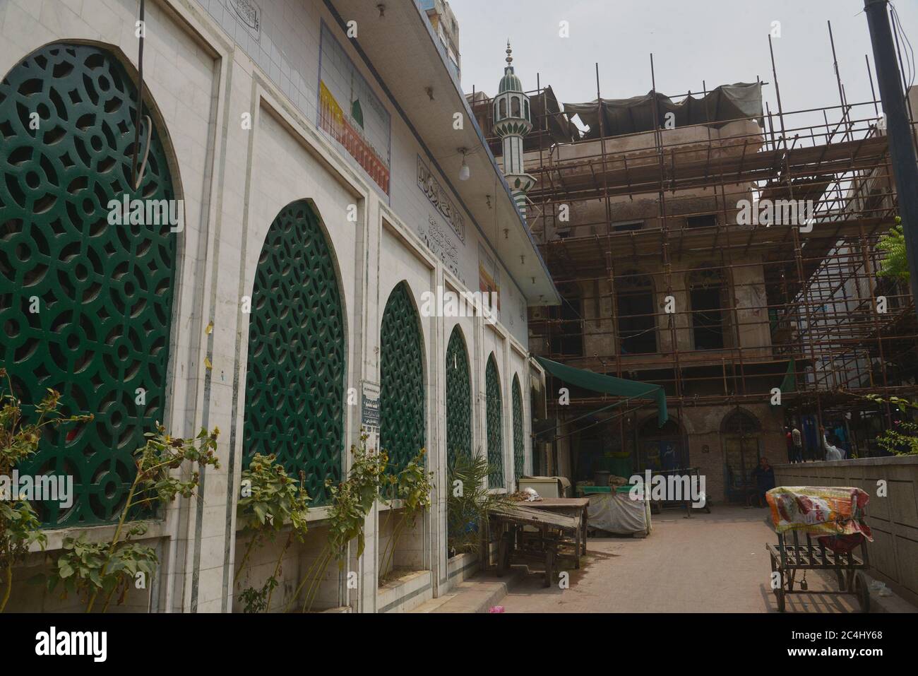 Yakki gate hi-res stock photography and images - Alamy