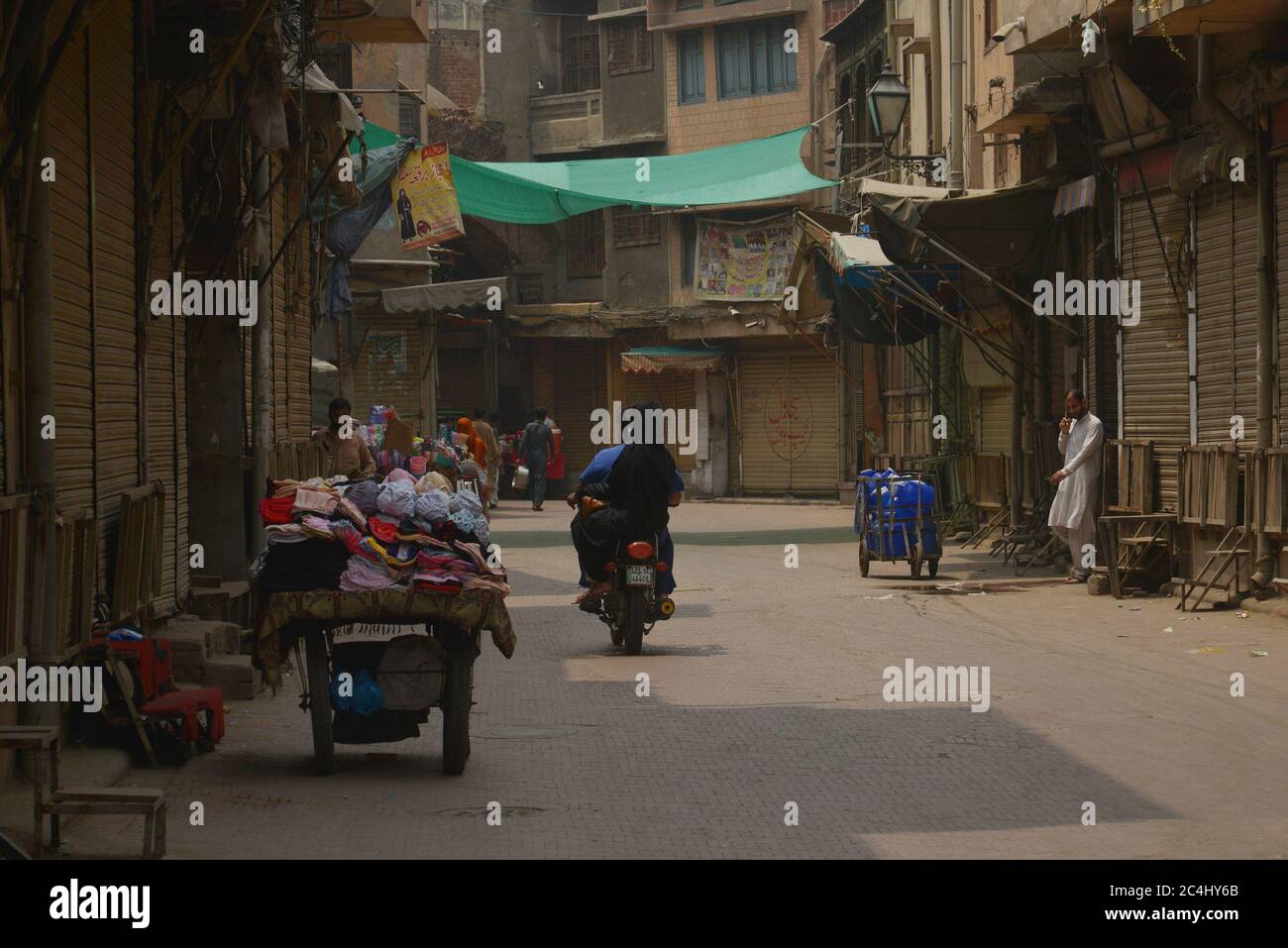 Shahaalami gate hi-res stock photography and images - Alamy