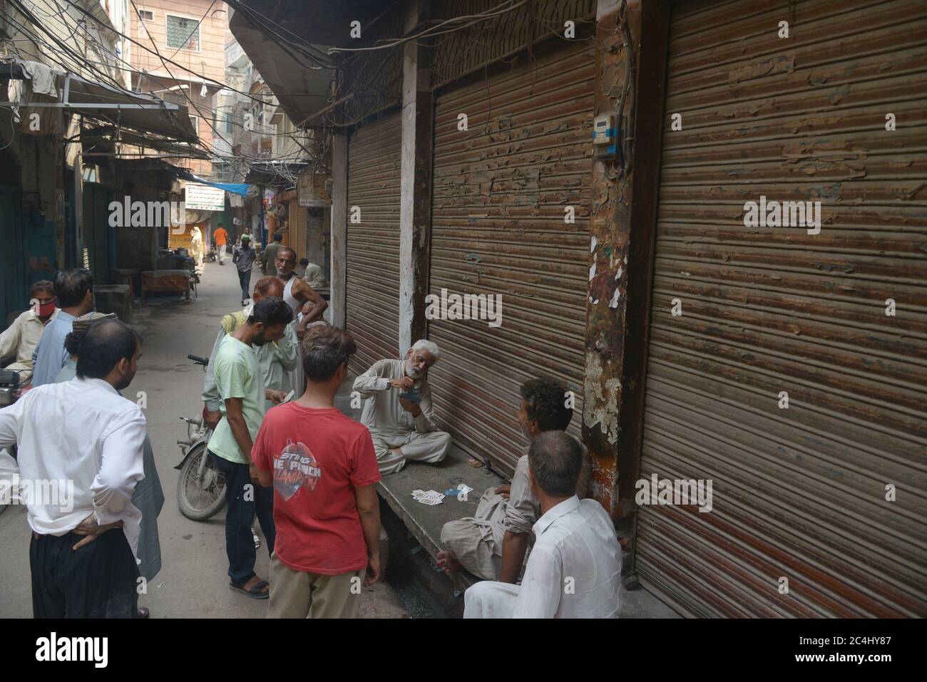 Yakki gate hi-res stock photography and images - Alamy