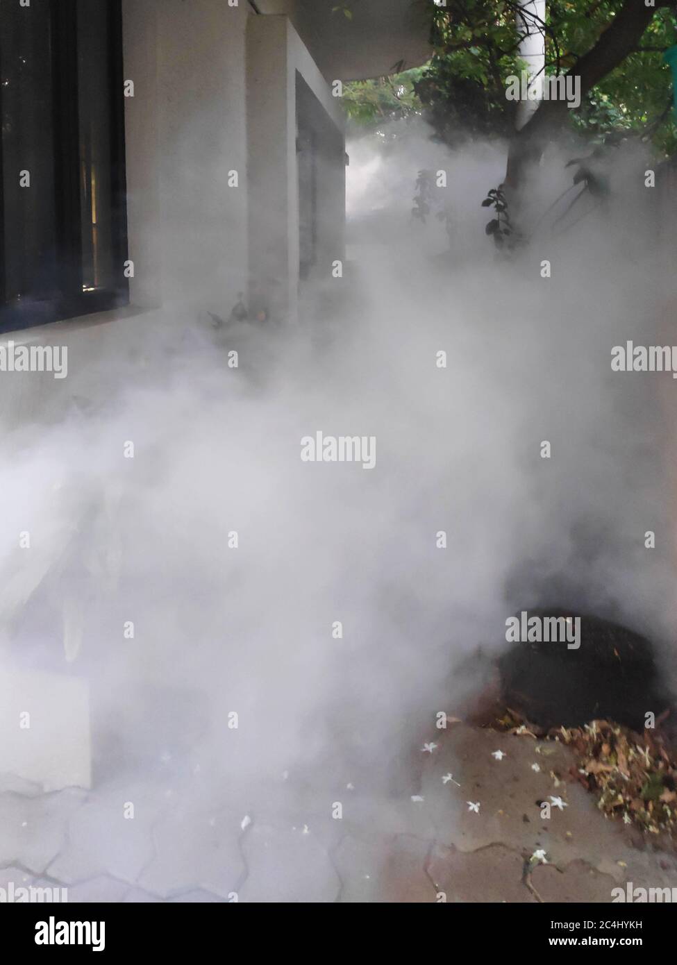 Fogging hi-res stock photography and images - Alamy