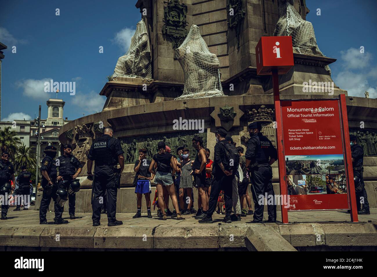 Left wing party hi-res stock photography and images - Alamy