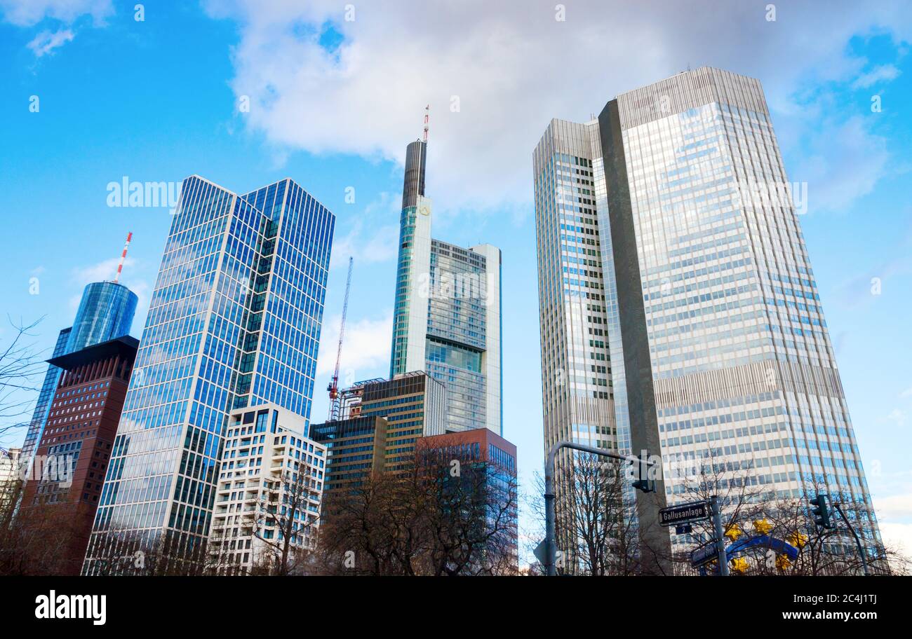 Taunusturm hi-res stock photography and images - Alamy