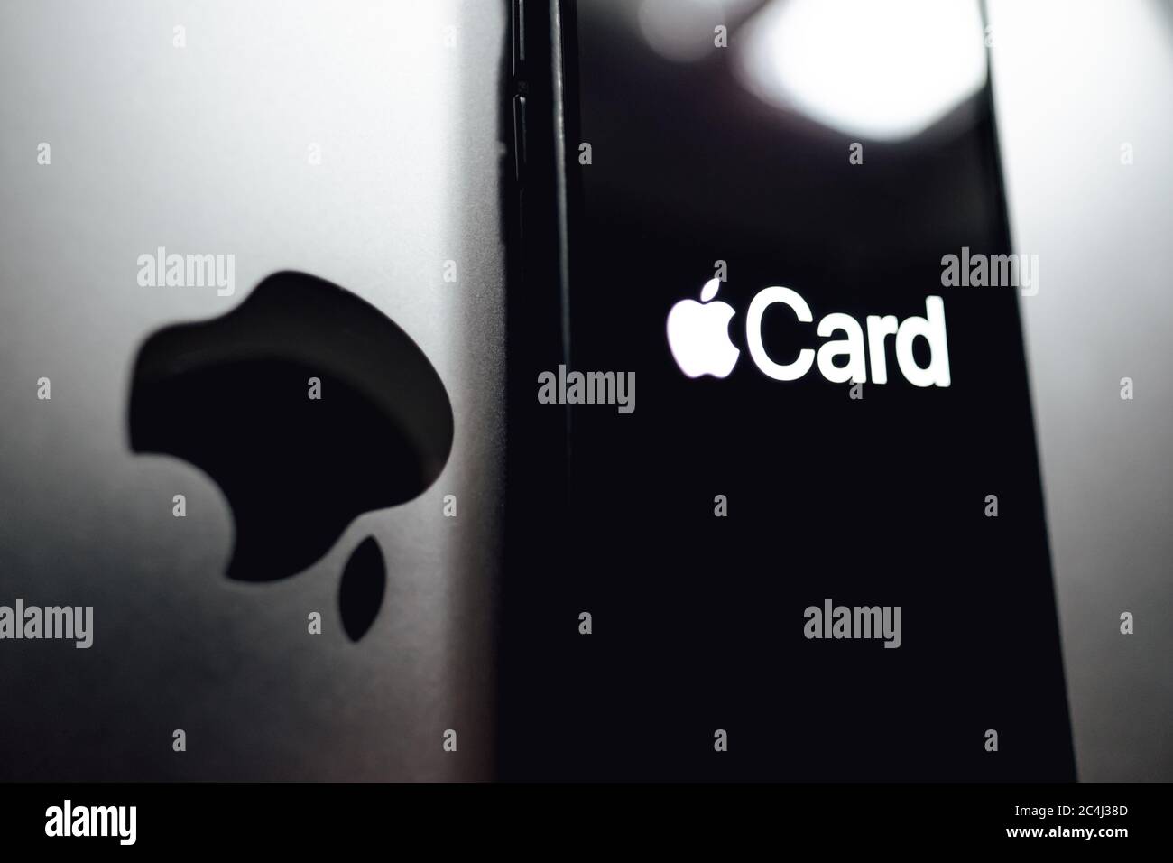 Apple card logo hi-res stock photography and images - Alamy
