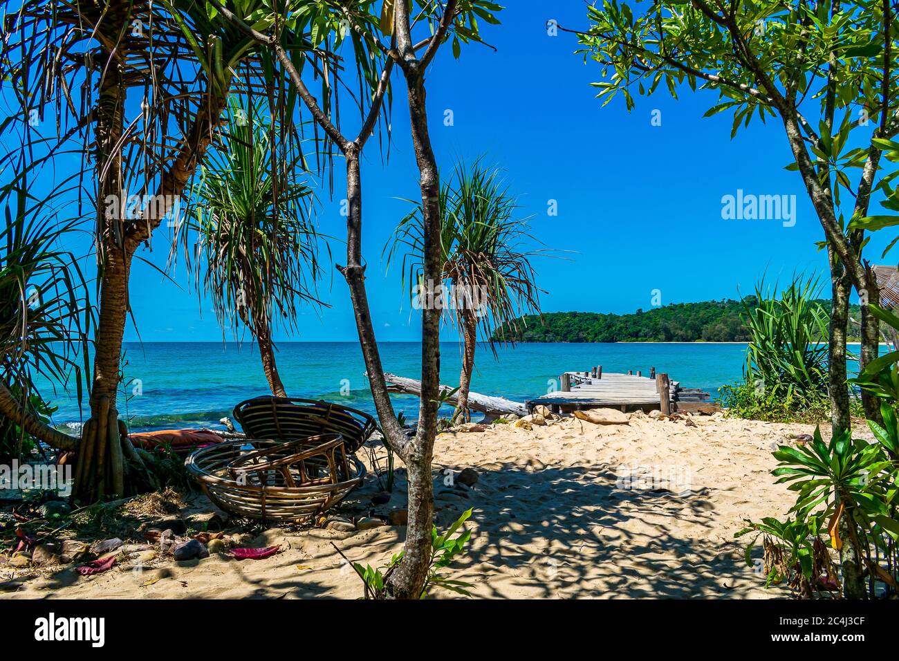 Wooden pier at koh rong island hi-res stock photography and images - Alamy