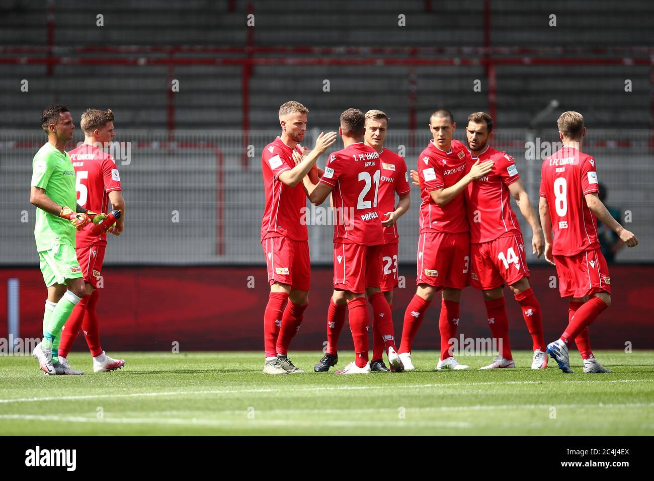 Berlin, Germany. 27th June, 2020. Football: Bundesliga, 1st FC Union ...