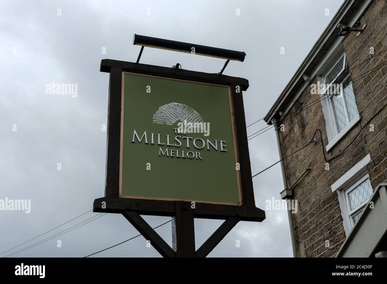 Mellor village lancashire hi-res stock photography and images - Alamy