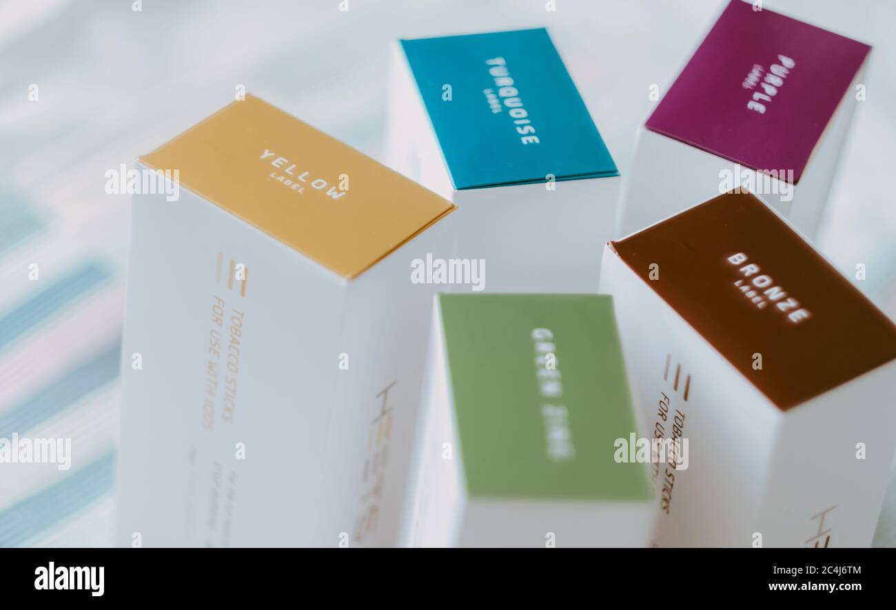 Heating tobacco system IQOS with heets sticks Stock Photo - Alamy