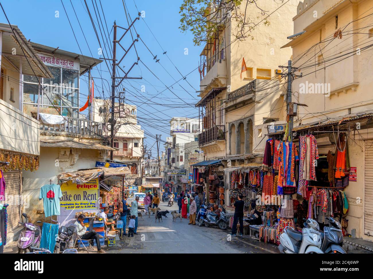 Street in the Old City, Udaipur, Rajasthan, India Stock Photo - Alamy