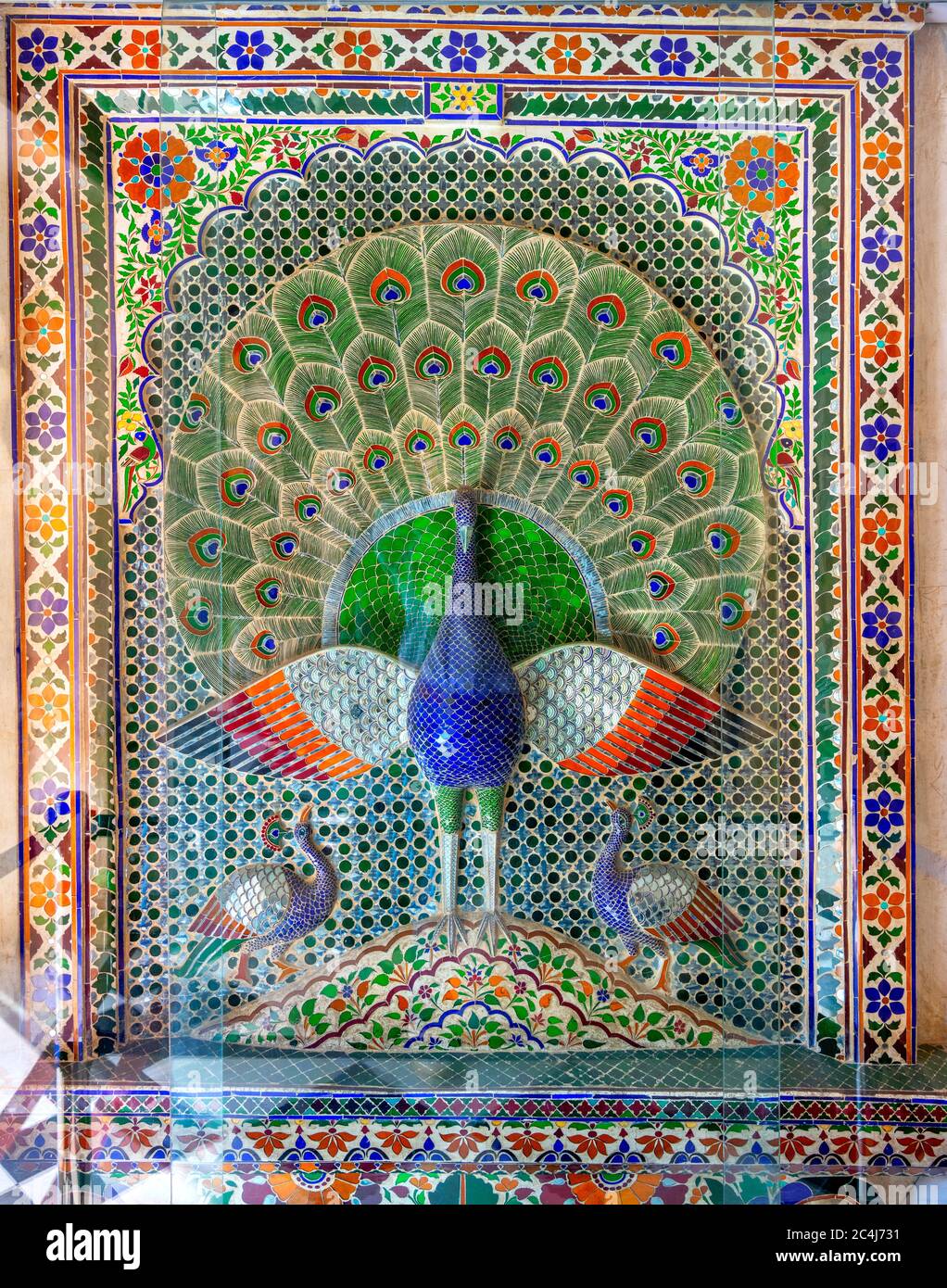 Peacock mosaics hi-res stock photography and images - Alamy