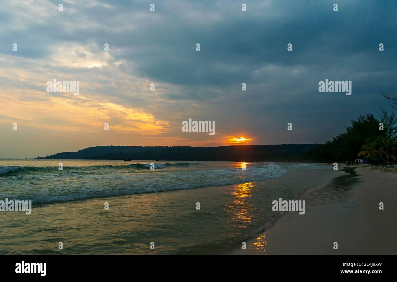 A beautiful sunset from the Long Set Beach, Koh Rong, Cambodia Stock ...