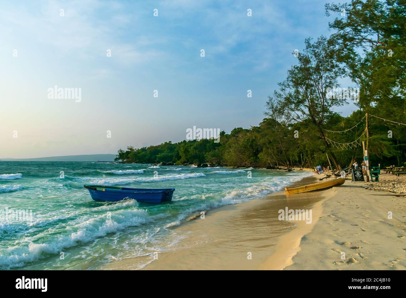 Koh rong cambodia boats hi-res stock photography and images - Alamy
