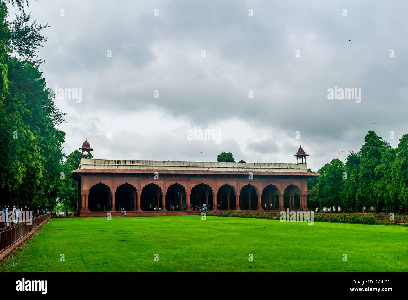 Garden red fort delhi hi-res stock photography and images - Alamy