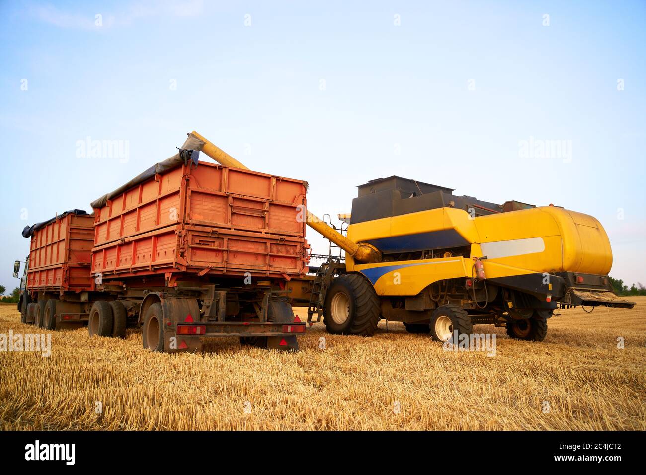 Overloading hi-res stock photography and images - Alamy