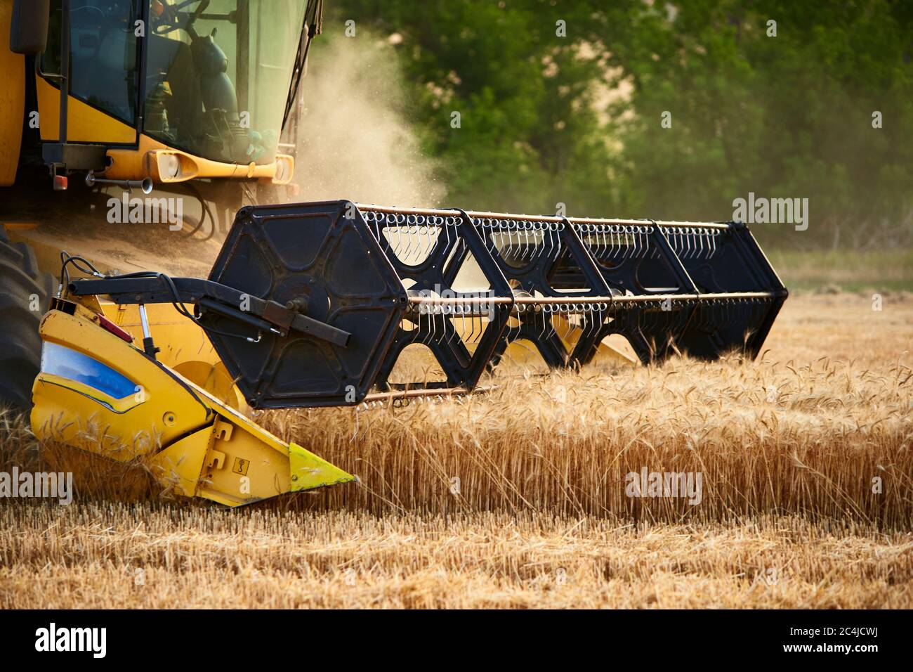 Reaper machine hi-res stock photography and images - Alamy