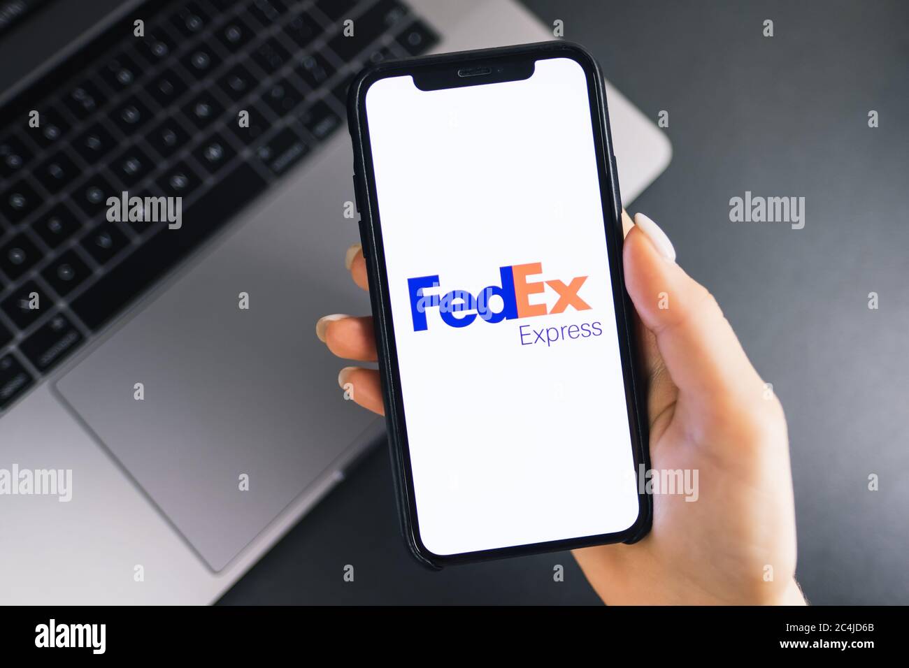 Fedex app logo hi-res stock photography and images - Alamy