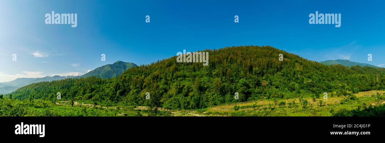 A beautiful panoramic mountain landscape, Mussoorie, Uttarakhand, India ...