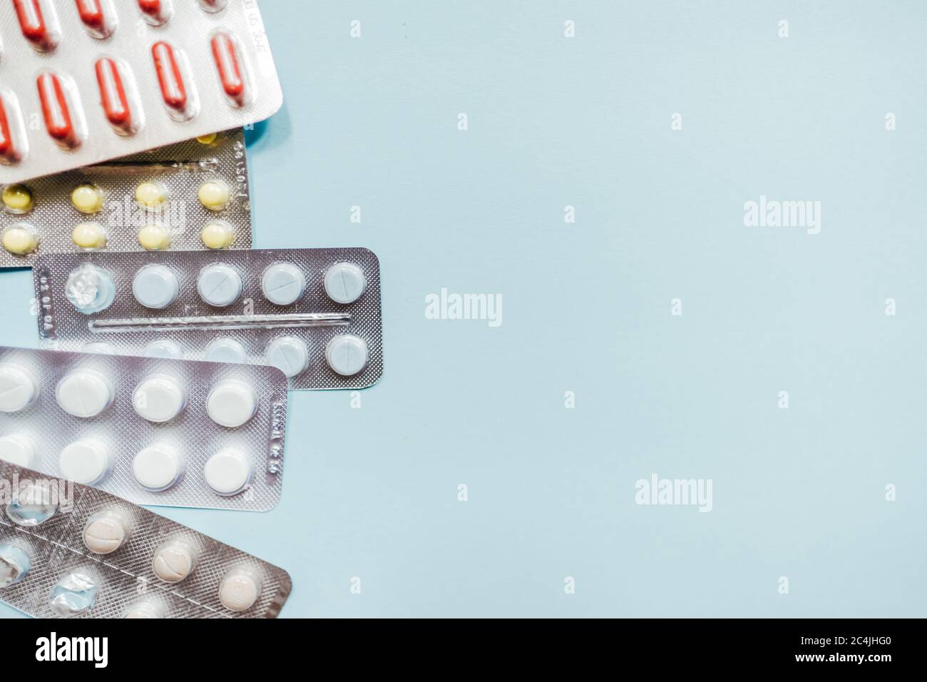 Aspirin tablets blister pack hi-res stock photography and images - Alamy
