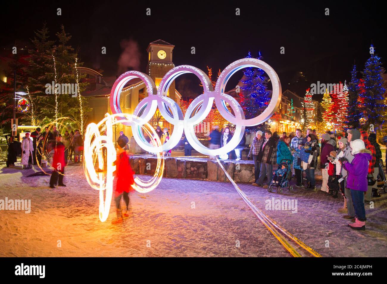 Olympic rings fire hi-res stock photography and images - Alamy