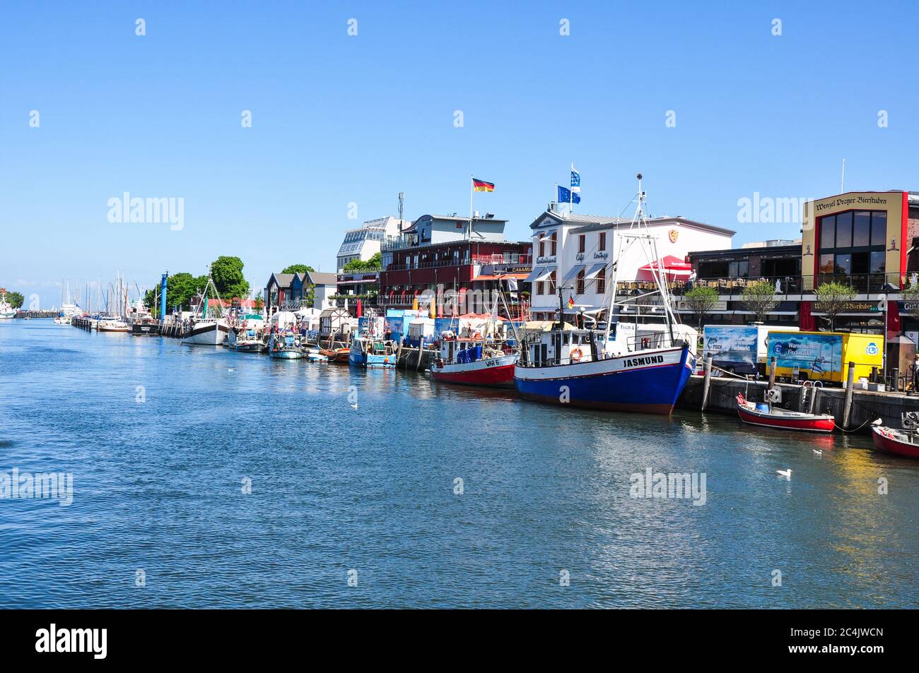 Pink triangle germany hi-res stock photography and images - Alamy