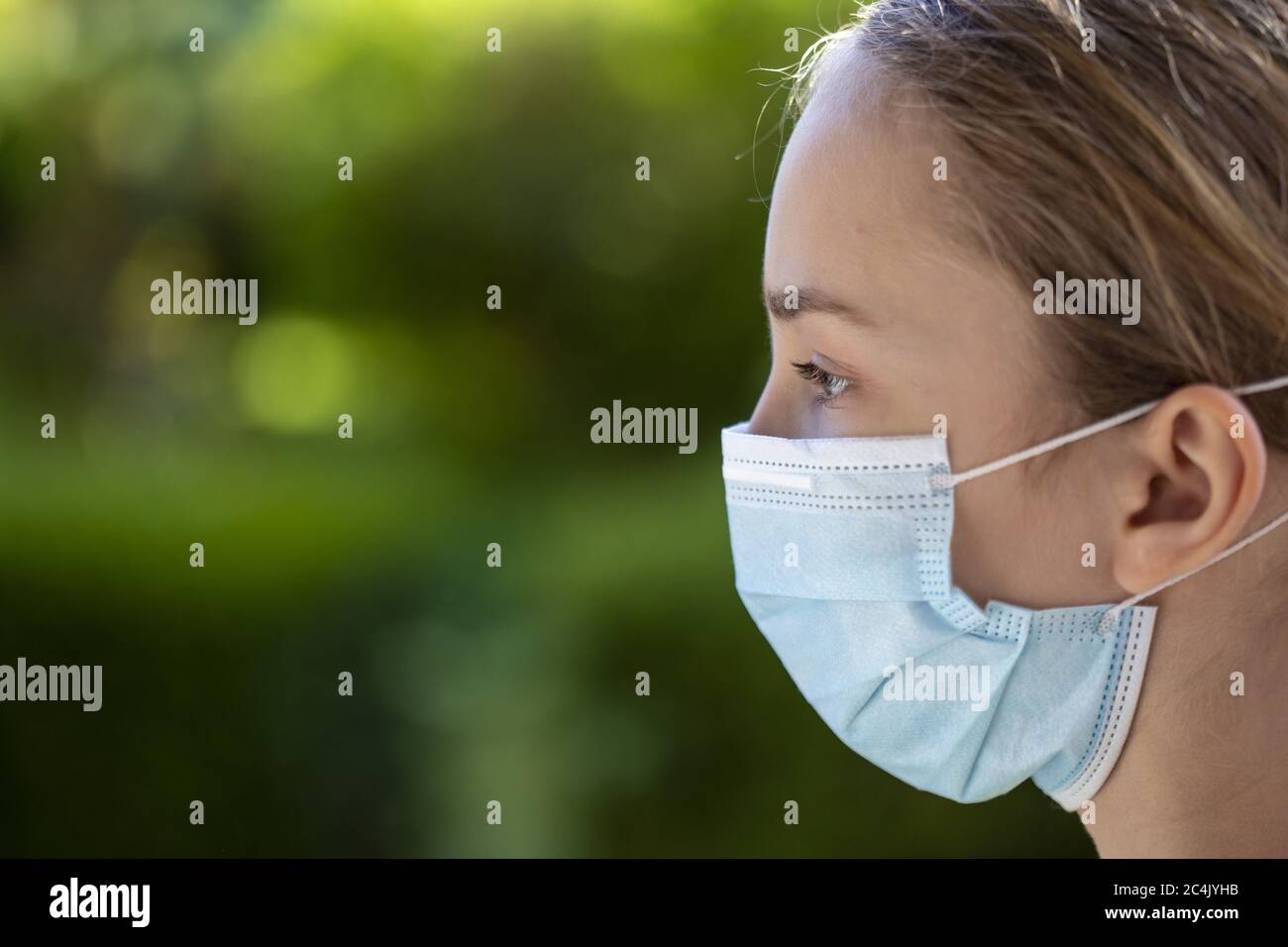 Nose and mouth protection hi-res stock photography and images - Alamy