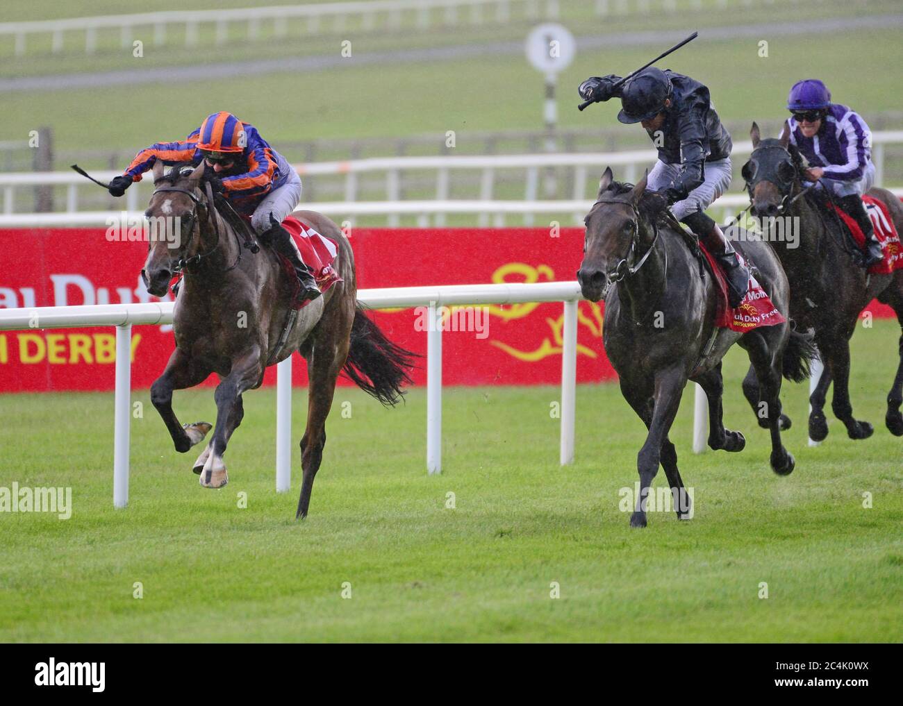 Santiago and Seamie Heffernan (left) win the Dubai Duty Free Irish ...