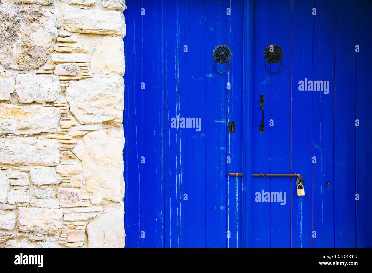 Traditional cyprus door hi-res stock photography and images - Alamy