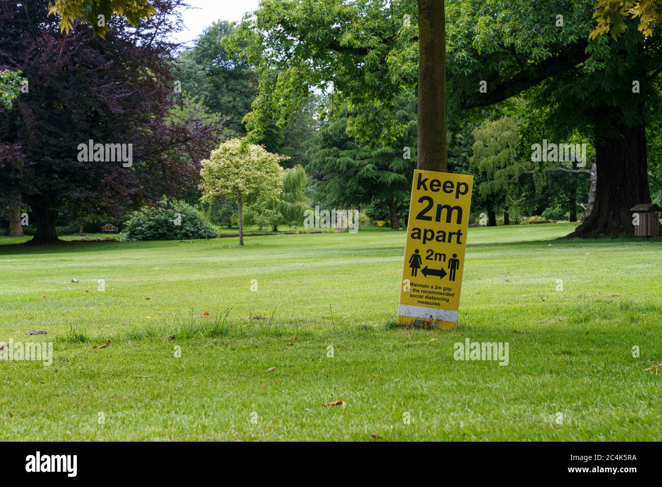 Stay safe sign hi-res stock photography and images - Alamy