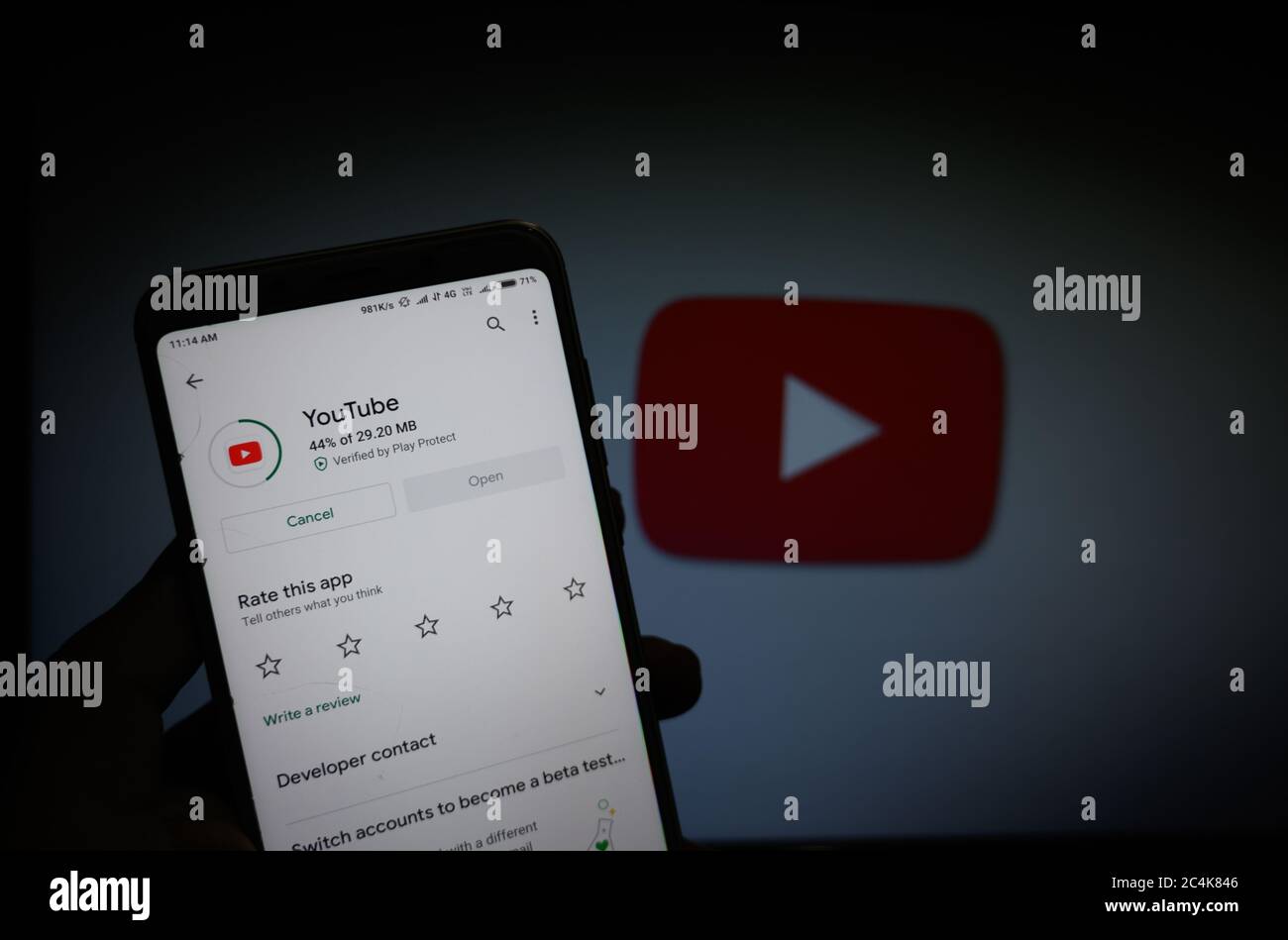 YouTube is testing a new feature on its mobile apps that will allow ...
