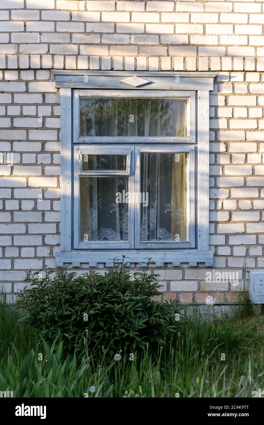 Window in the cottage. Window in a rural house Stock Photo - Alamy
