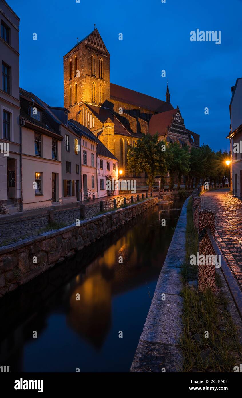 Litte street in Wismar at night Stock Photo - Alamy