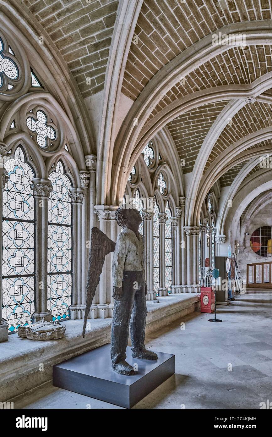Angel with wings, work of Balkenhol inside the lower cloister of the ...