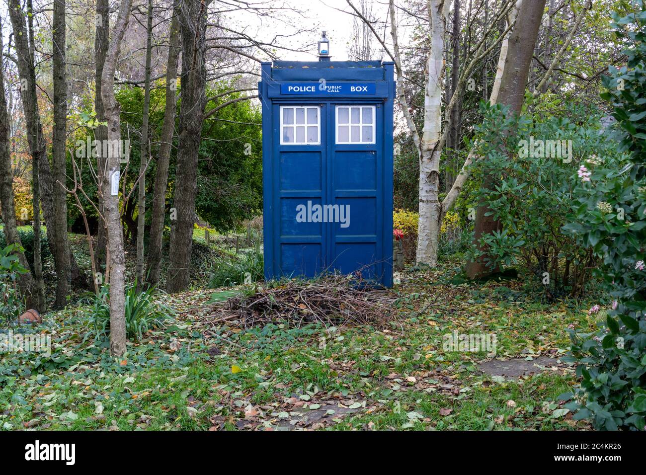 Doctor whos tardis hi-res stock photography and images - Alamy