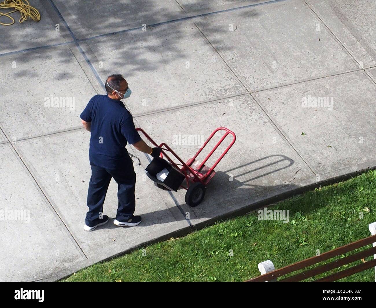 Cleaning buggy hi-res stock photography and images - Alamy