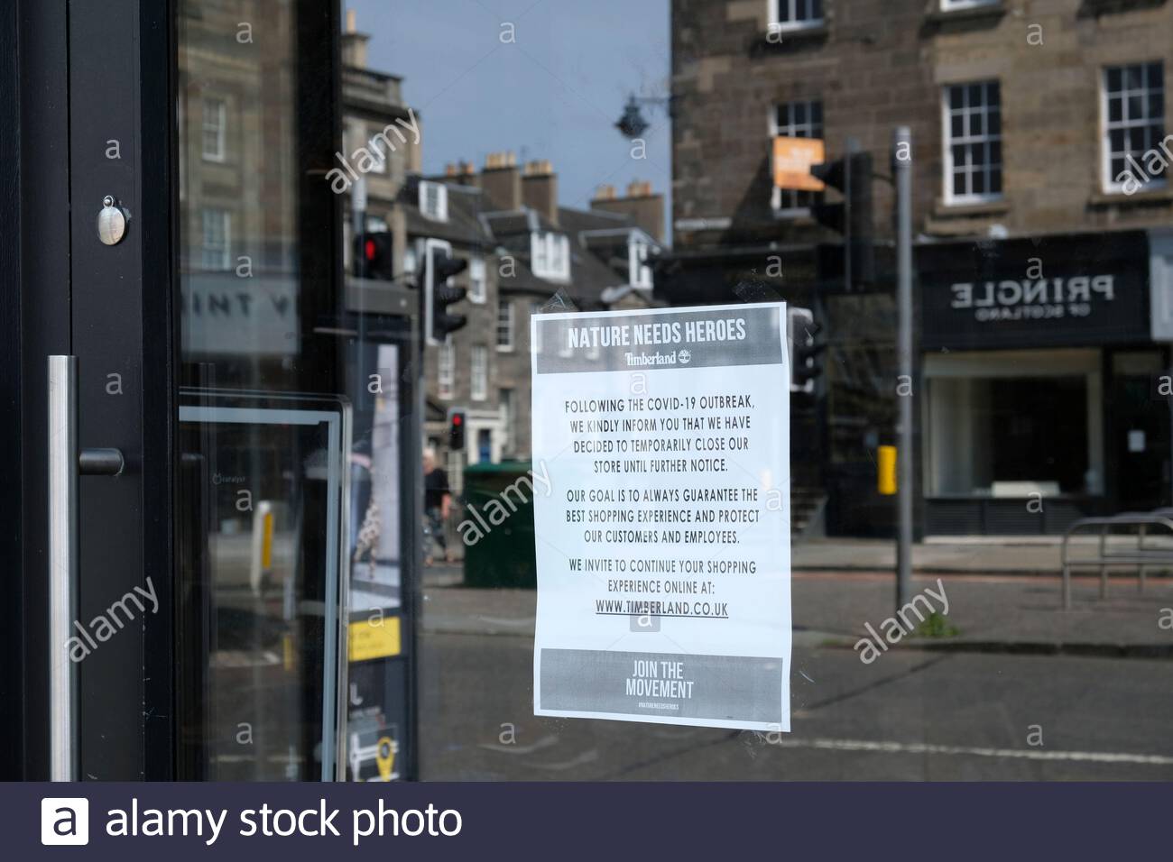 Shop closed closure notice hi-res stock photography and images - Alamy