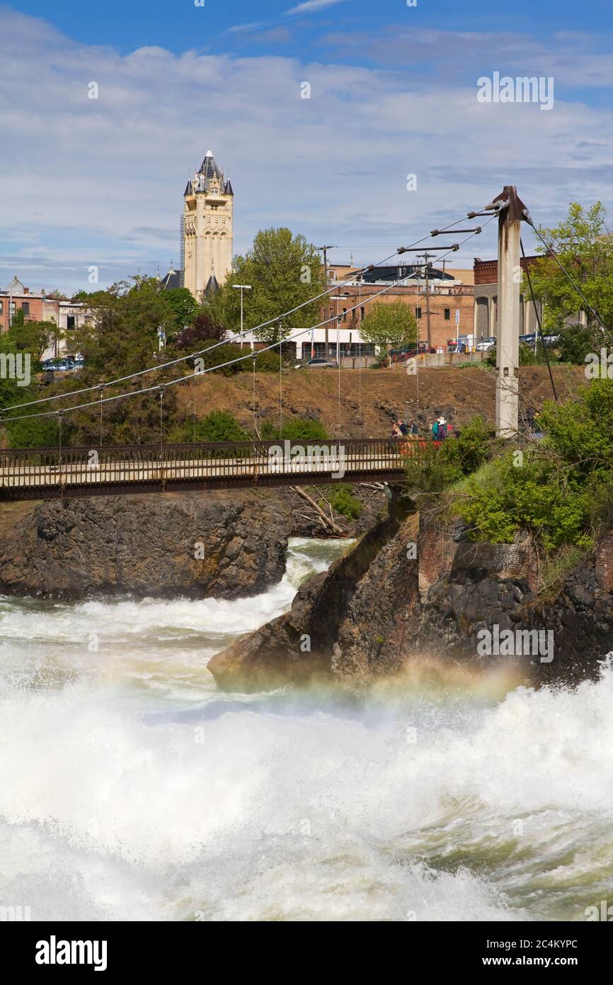 Spokane upper falls bridge river hi-res stock photography and images ...