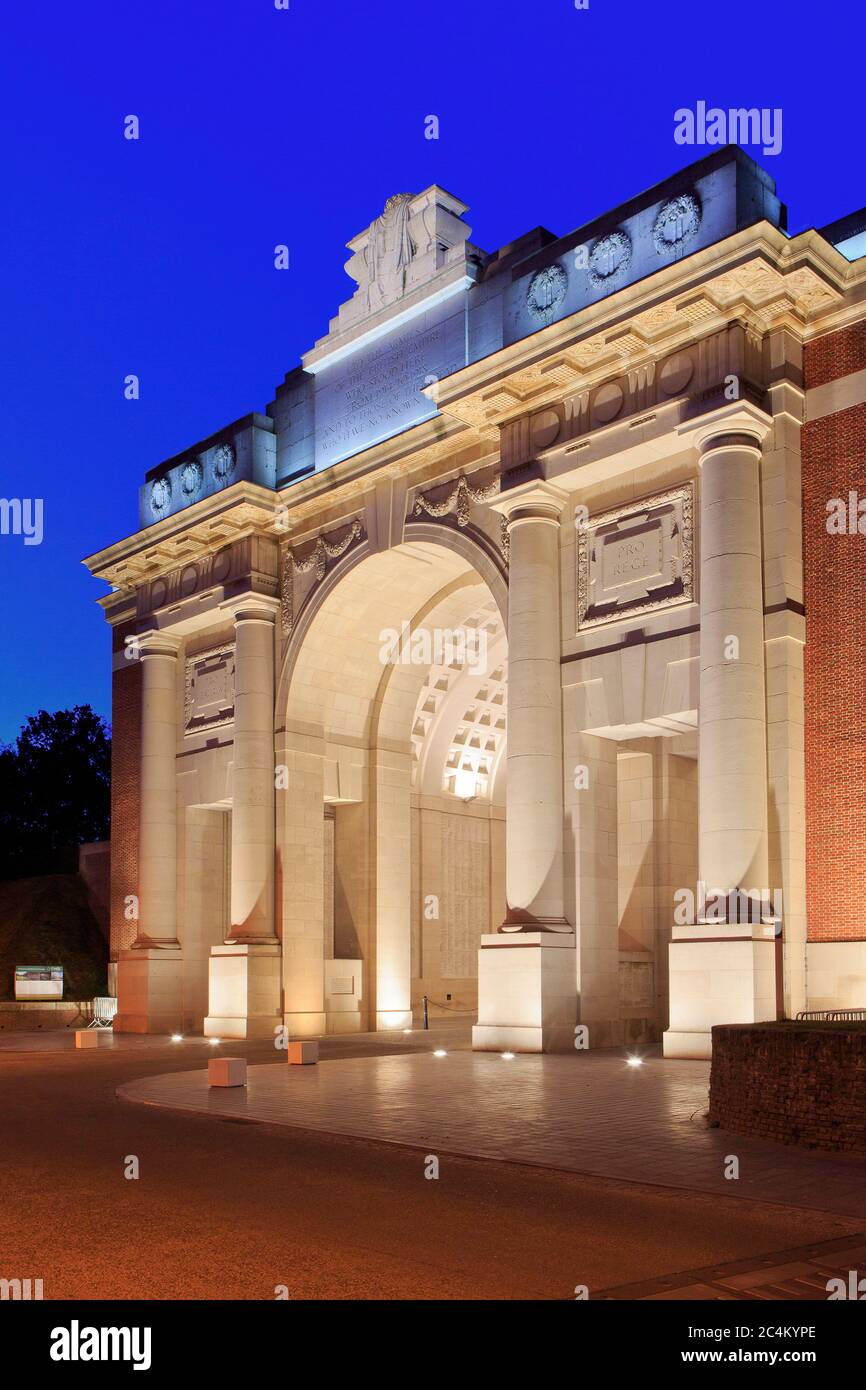 Menin gate arch hi-res stock photography and images - Alamy