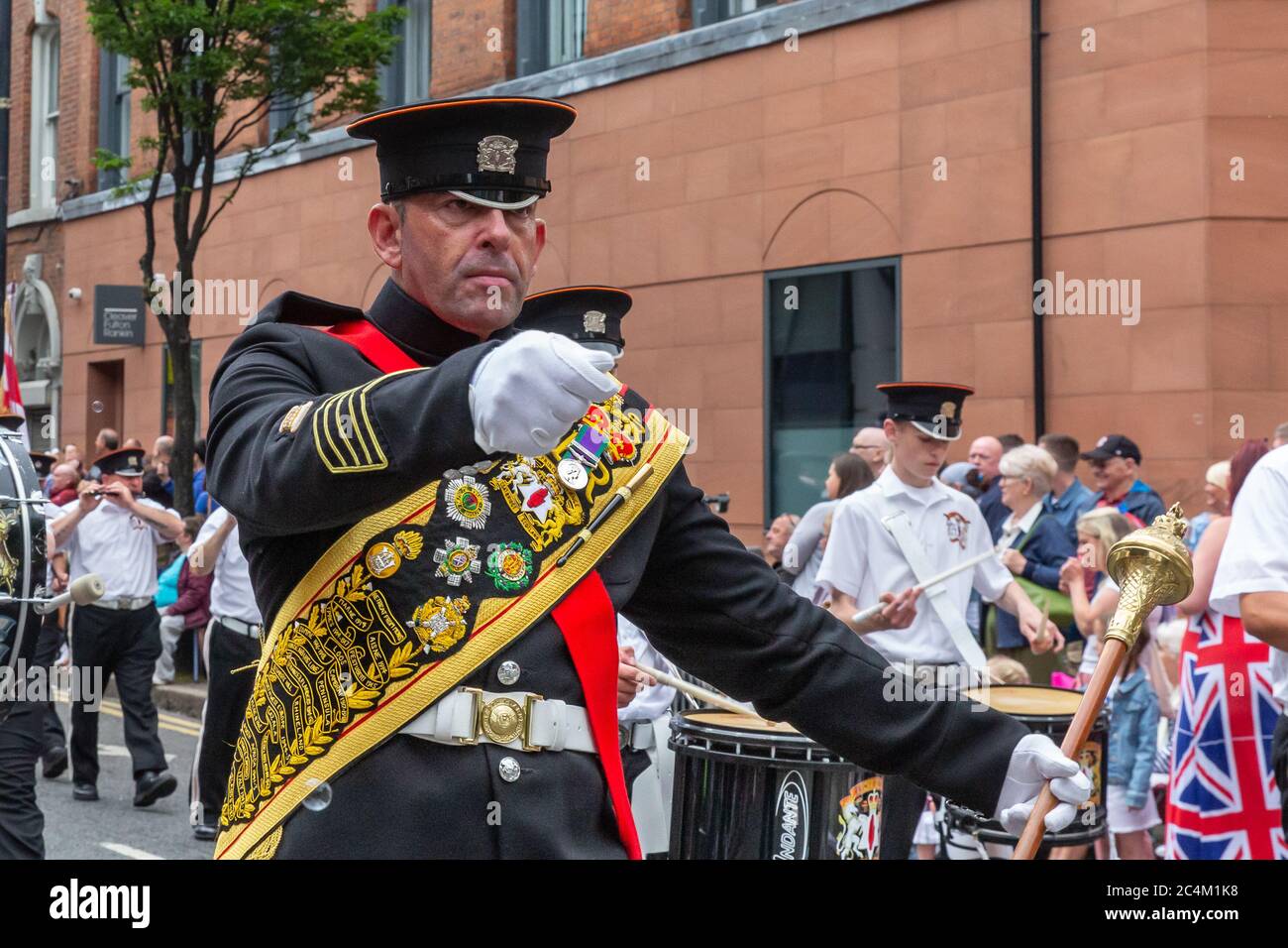 Twelfth july parade hi-res stock photography and images - Alamy