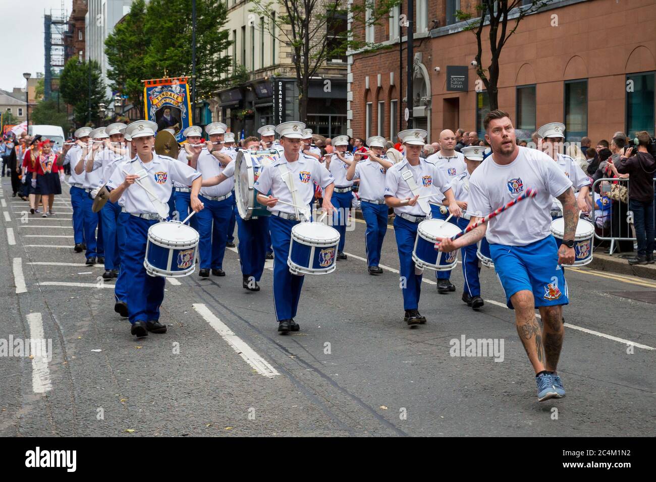 Twelfth july parade hi-res stock photography and images - Alamy