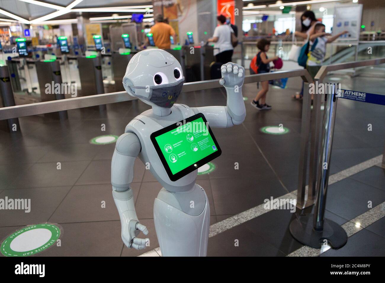 Airport covid 19 robots hi-res stock photography and images - Alamy