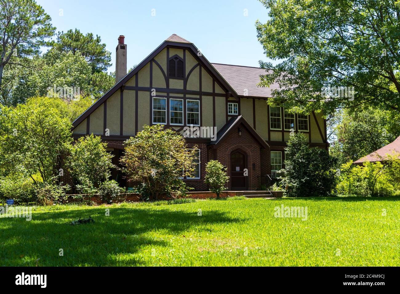 June landmark hi-res stock photography and images - Alamy