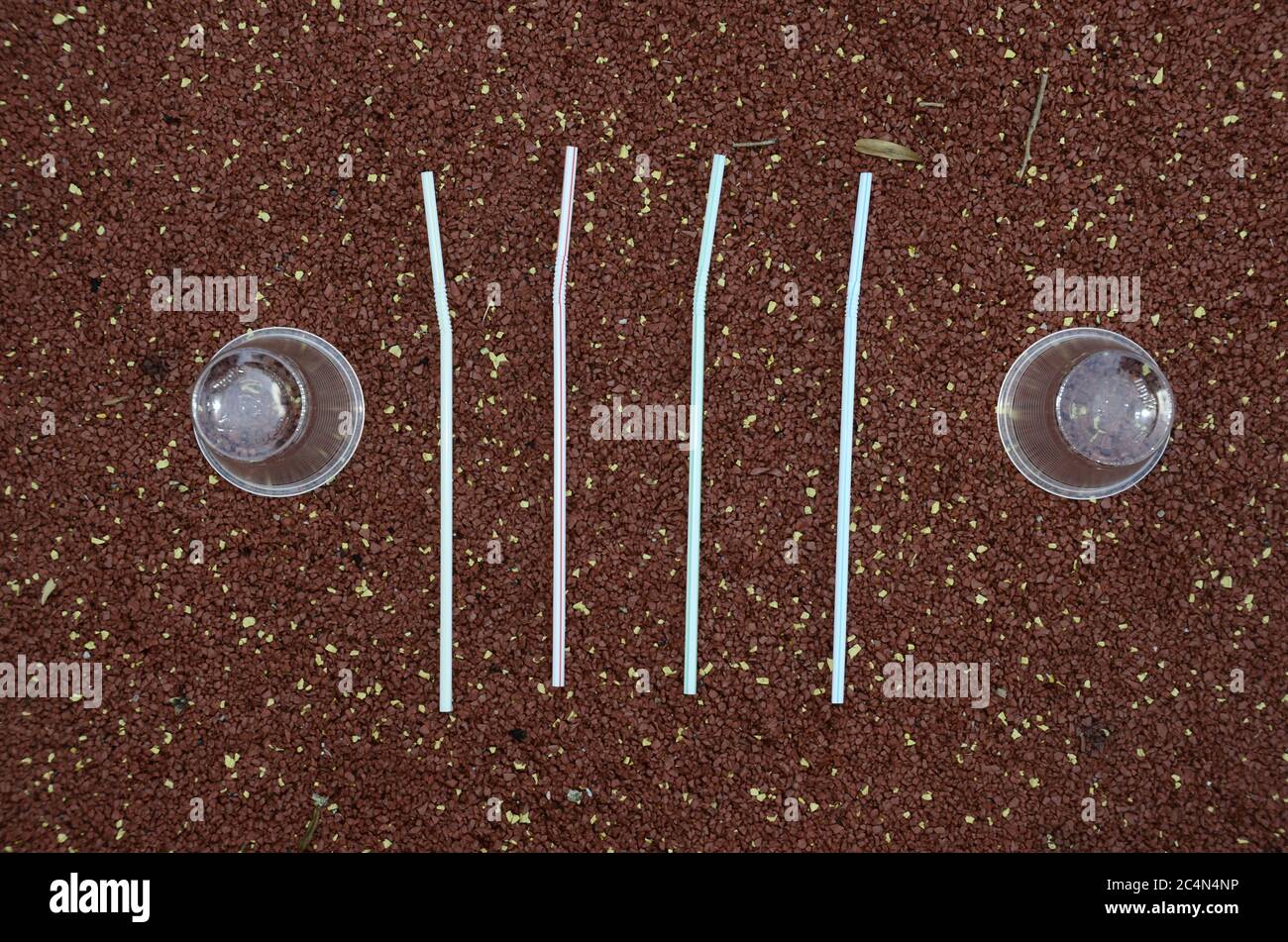 Transparent plastic cups hi-res stock photography and images - Alamy