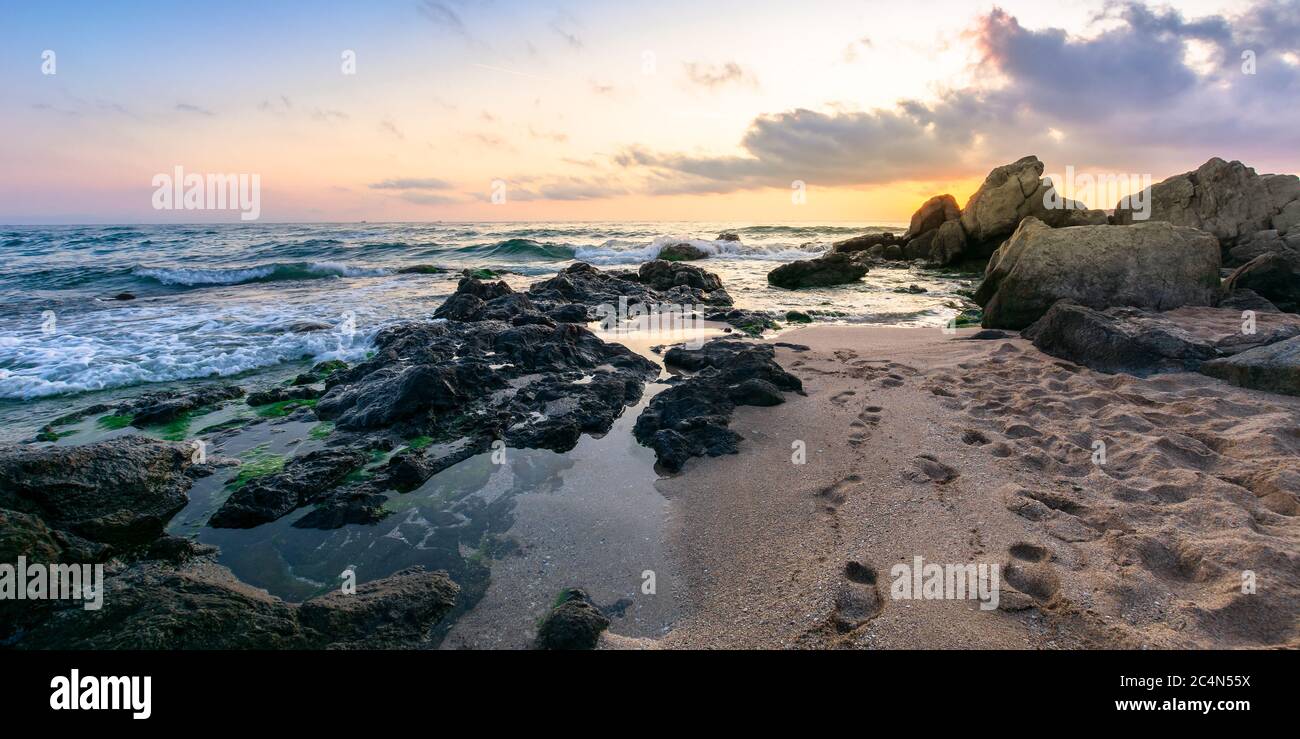 Beautiful sunset on remote beach hi-res stock photography and images ...