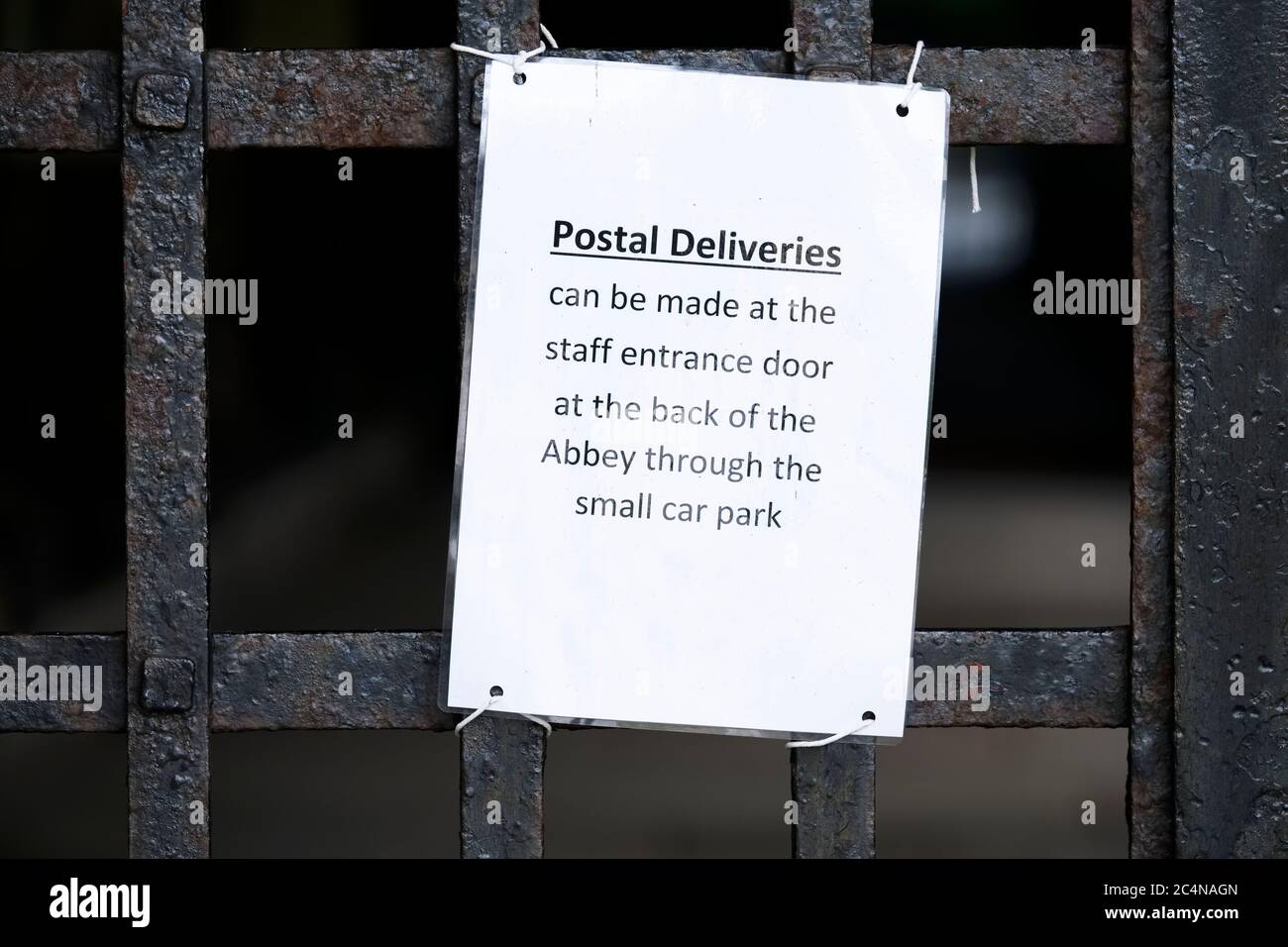 Postal staff hi-res stock photography and images - Alamy