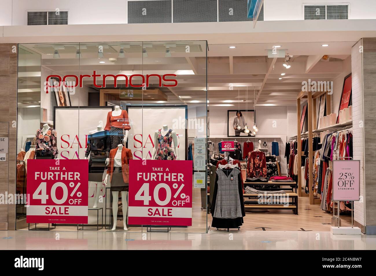 Portmans store hi-res stock photography and images - Alamy