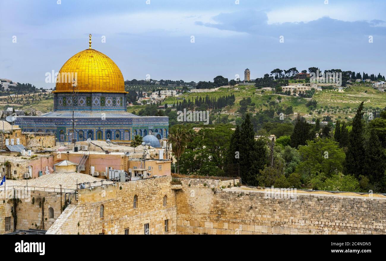 Dome of the rock jerusalem aerial hi-res stock photography and images ...