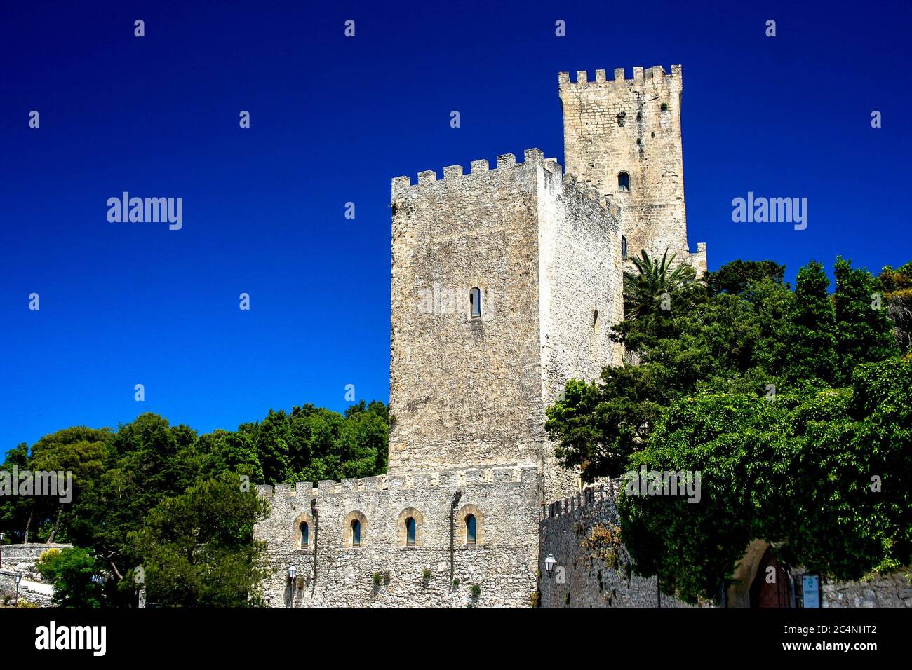 Il castello di Venere in Erice (Sicily / Italy Stock Photo - Alamy