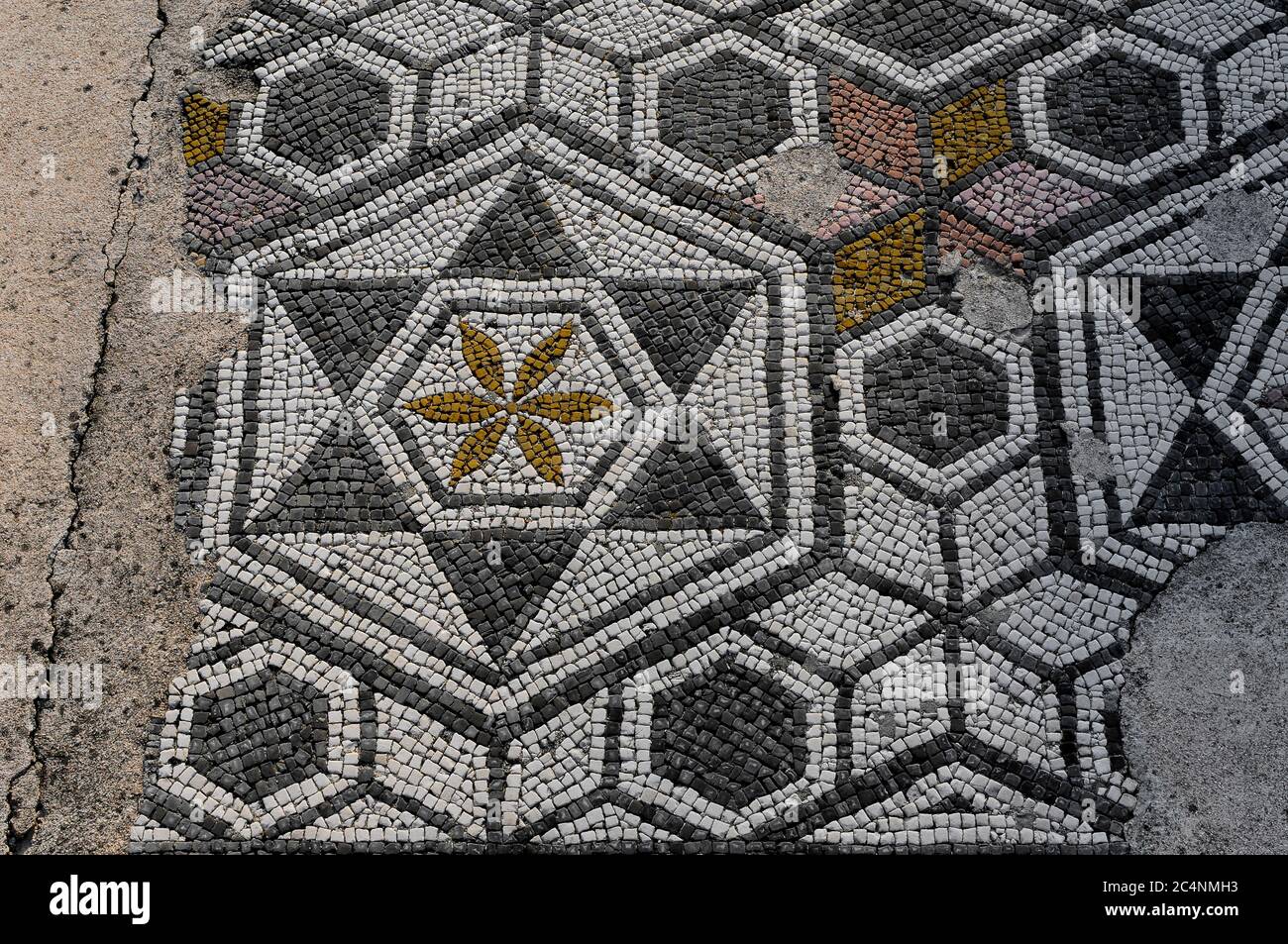 300s ad mosaic hi-res stock photography and images - Alamy